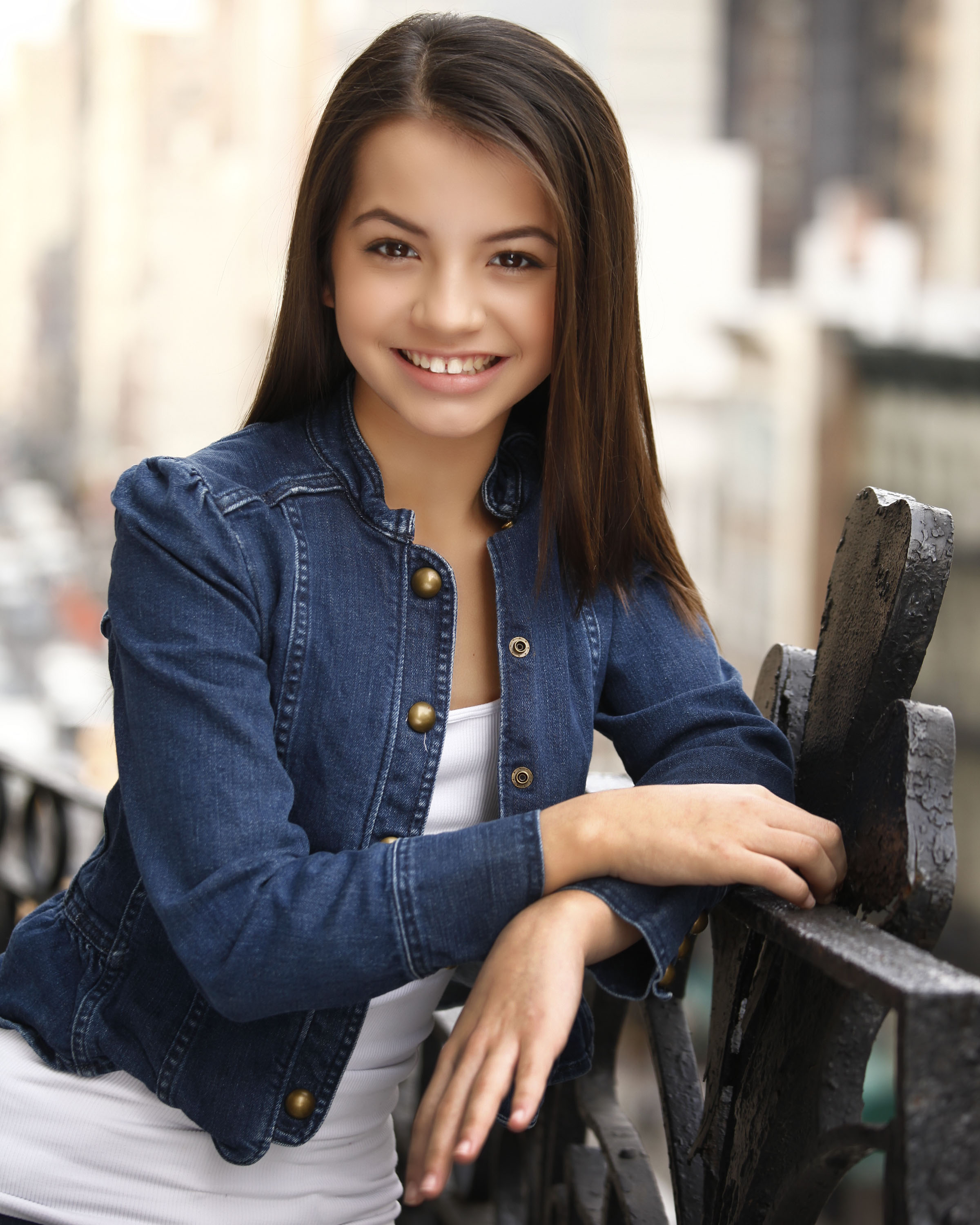 Picture Of Isabela Moner In General Pictures Isabela Moner 1431538581