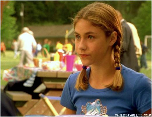 Picture Of Caitlin Wachs In Air Bud Seventh Inning Fetch Normalcwabs015 Teen Idols 4 You
